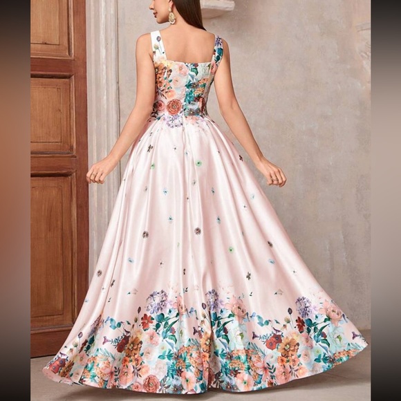 Dresses | Luxe Floral Print Square Neck Zip Up Back Party Portal Gown ...